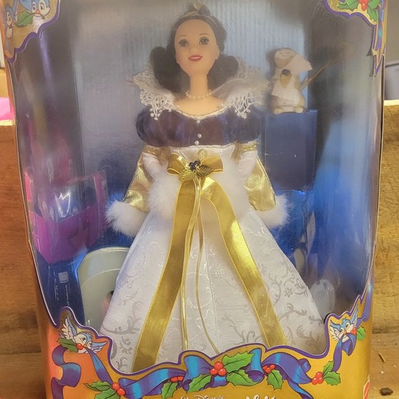 Disney | Toys | Rare Walt Disney Holiday Collection Princess Snow White ...